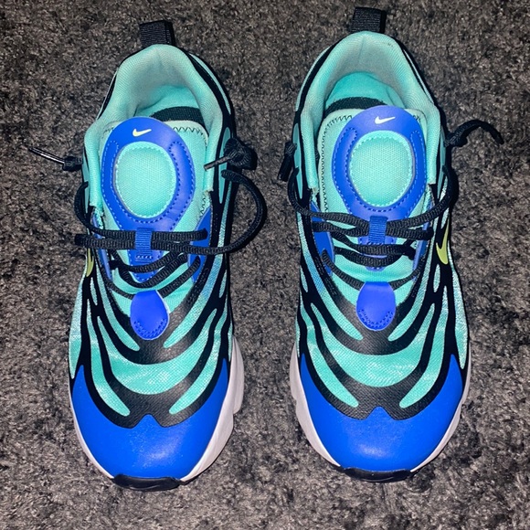 Nike | Shoes | Nike Air Tourquise Royal Blue Big Kids 6 | Poshmark